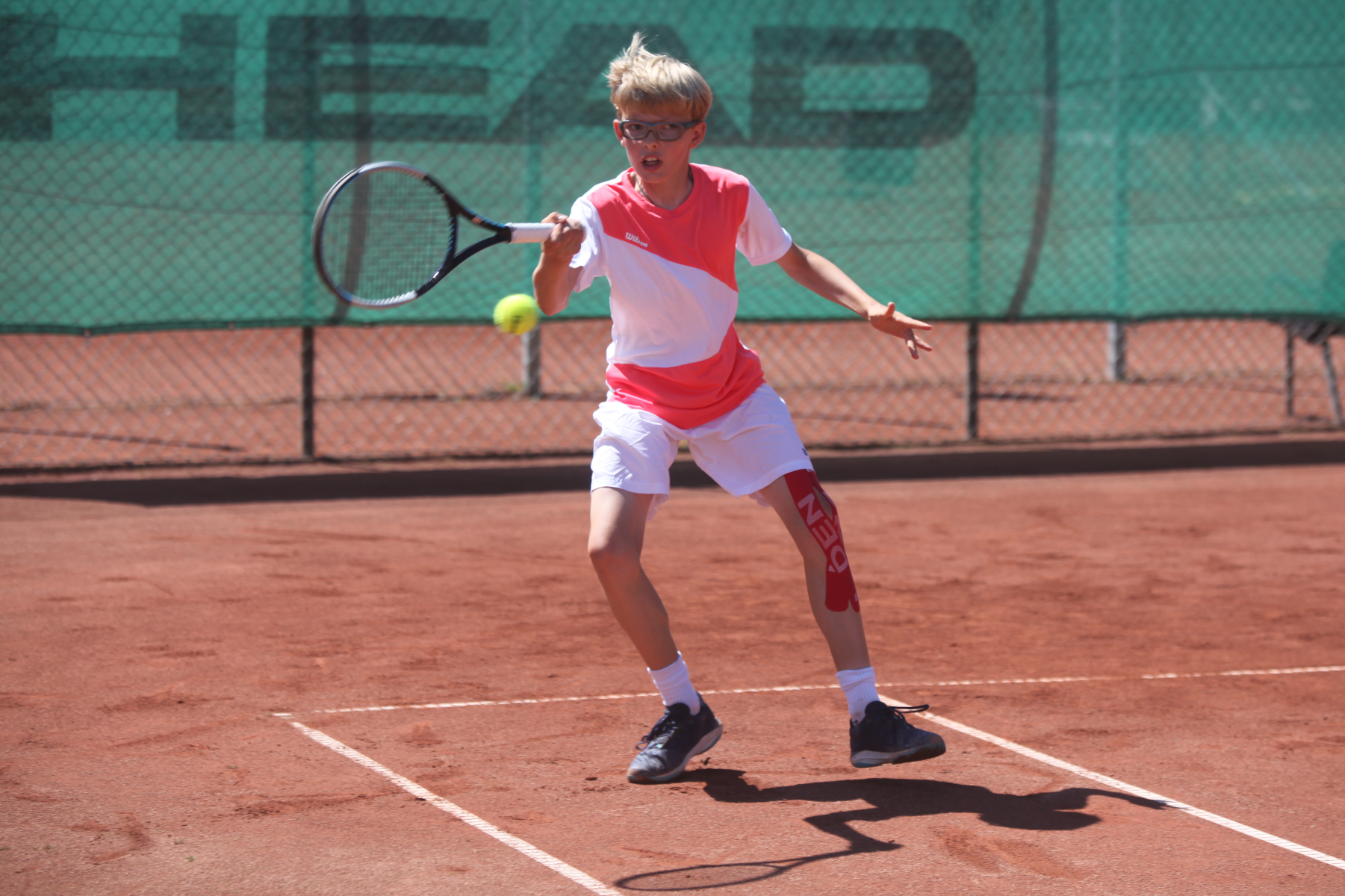 Torsdag går det løs for U12-landsholdene · Dansk Tennis Forbund