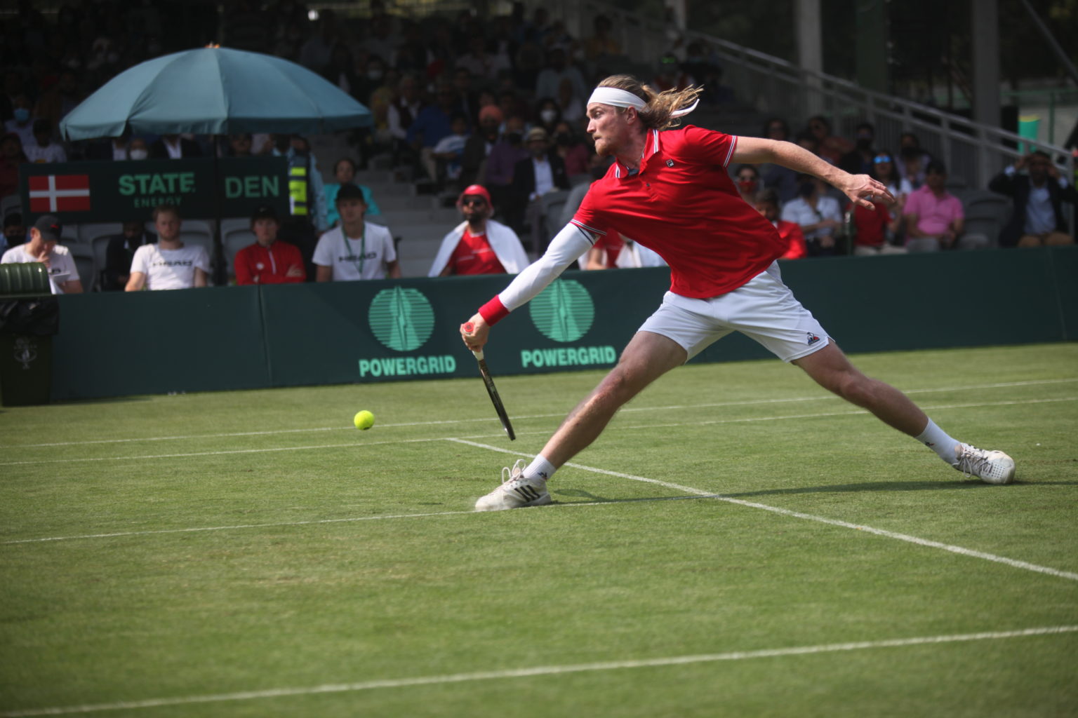 To nederlag til Danmark på førstedagen · Dansk Tennis Forbund