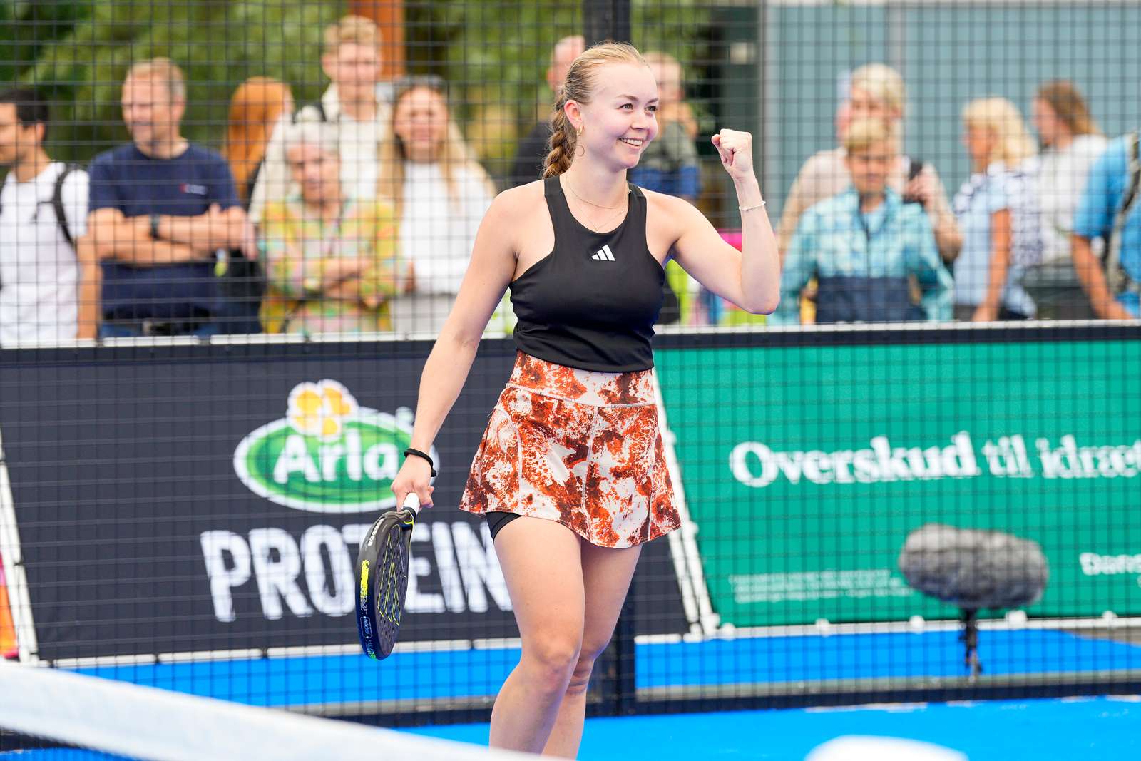 Dobbelt DM-guld i padel til Julia Wiese · Dansk Tennis Forbund