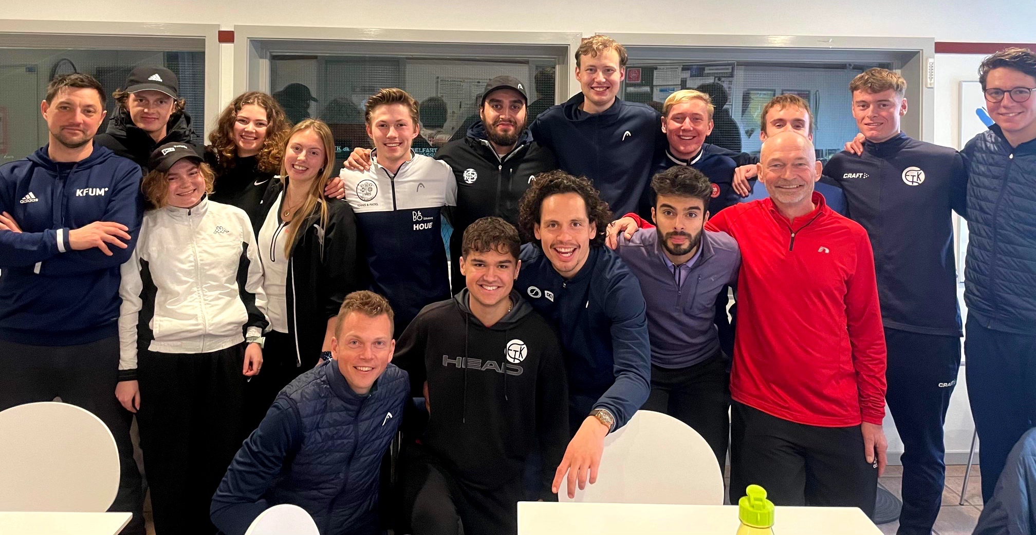 ”Uddannelsen som tenniscoach har styrket mig personligt og som træner ...